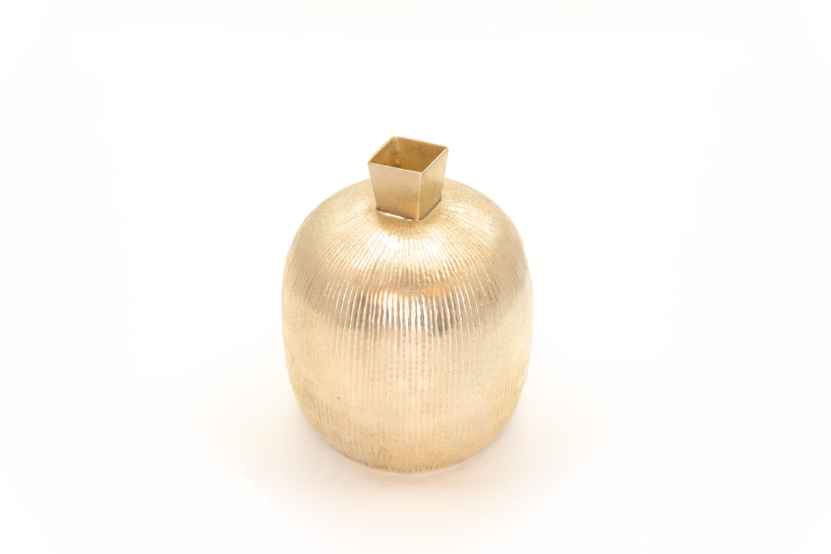Small Gold Vase - Tonkin Craft | Handicraft Brass Décor and Furniture